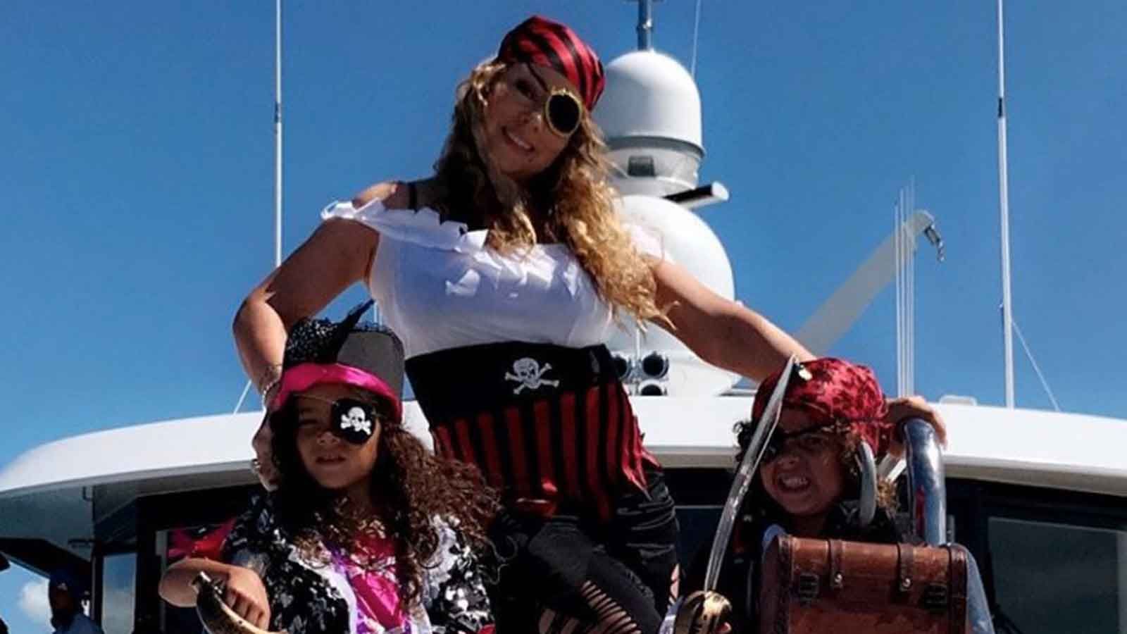 Mariah Careys Glamorous Superyacht Vacations In Pictures